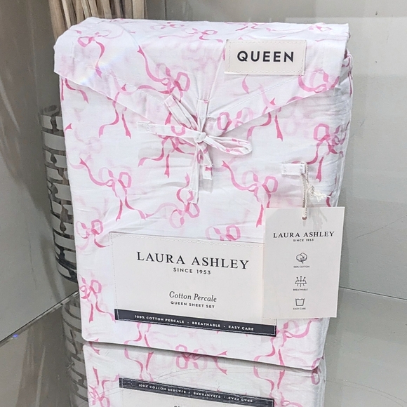 Laura Ashley | Bedding | New Laura Ashley Queen Pink Ribbon Bows Sheet ...